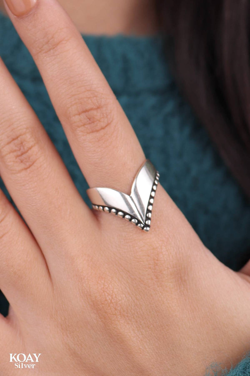 Indian V Ring – KOAY Silver Store